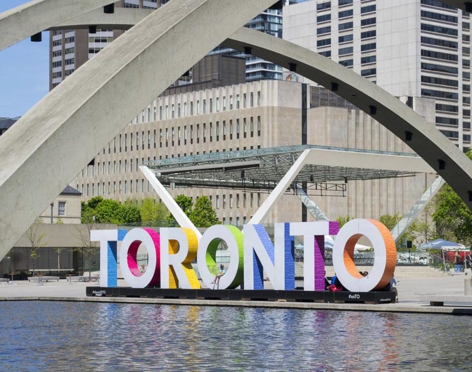 Where To Stay In Toronto: Best Neighborhoods & Hotels - Tripkrt Holidays
